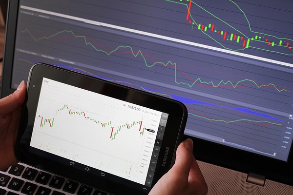 How to Trade Forex in Pakistan – Complete 2026 Guide - OBOX CAPITALS